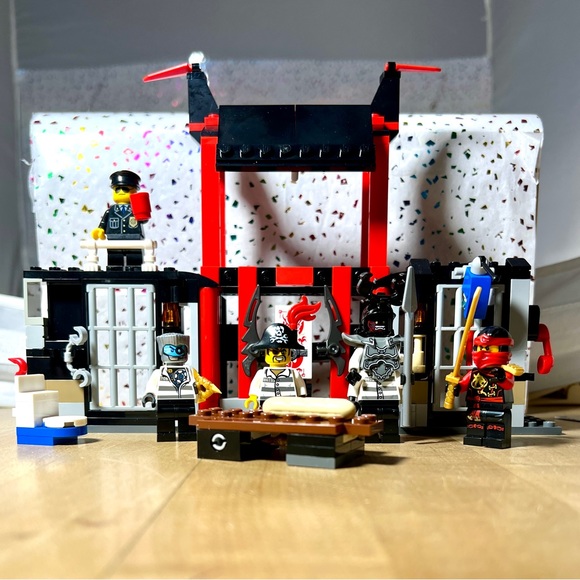 Lego | Toys | Lego Ninjago Movie Kryptarium Prison Breakout Building ...